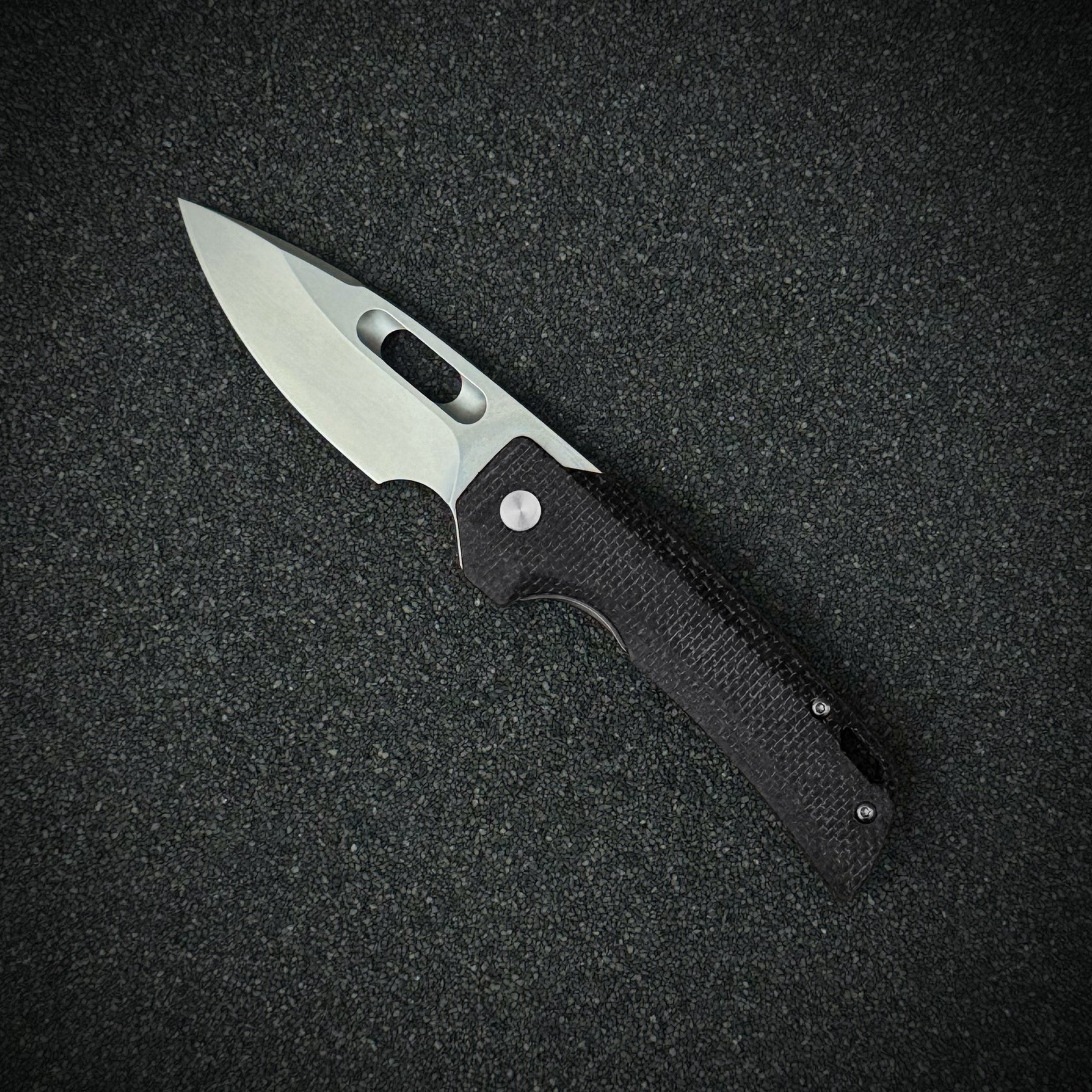 Linen Guard Knife | Compact and Reliable Outdoor Companion